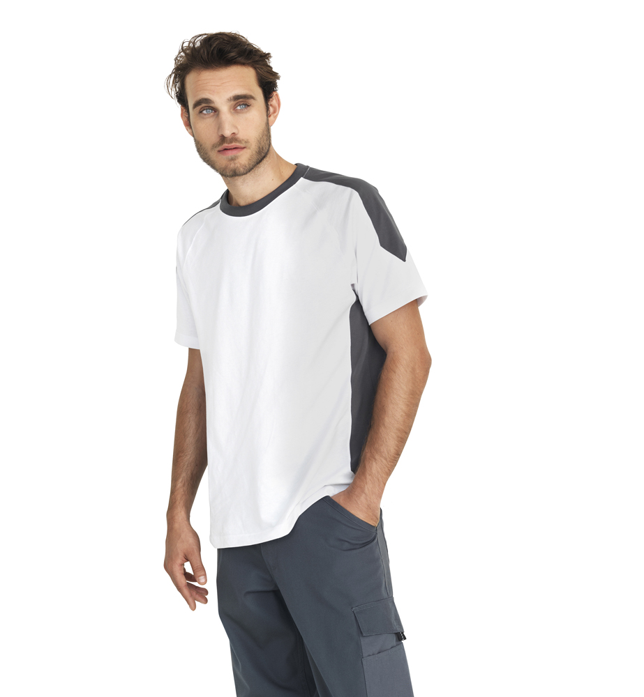 Hard wearing T shirts designed for the work place - Printwear & Promotion